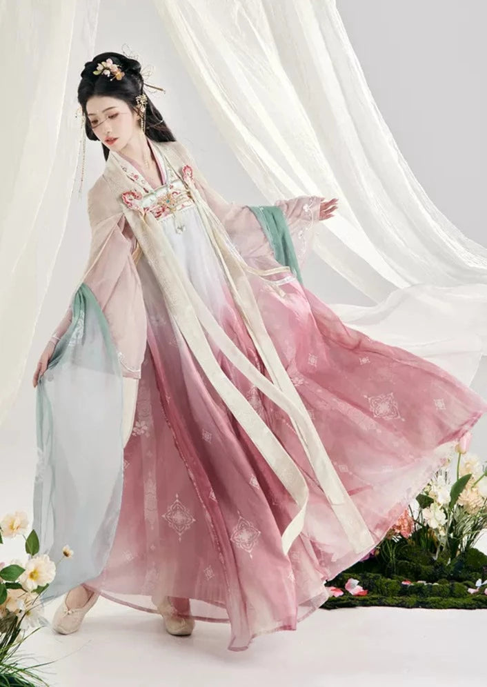 Sweet Peach | 4-Pieces Embroidered Hanfu (桃许春色) – NewMoonDance