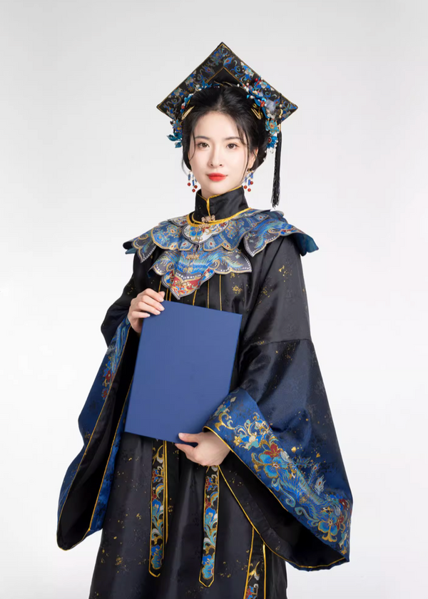 Pink Feather | 6-Piece Graduation Hanfu Gown (金丝粉羽) – NewMoonDance