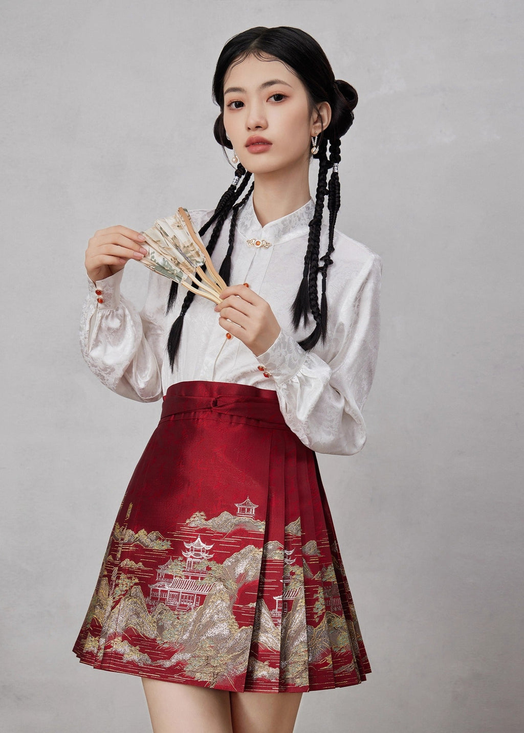 Gilded Landscape| Modern Short Ma Mian Skirt (描金山水) – NewMoonDance
