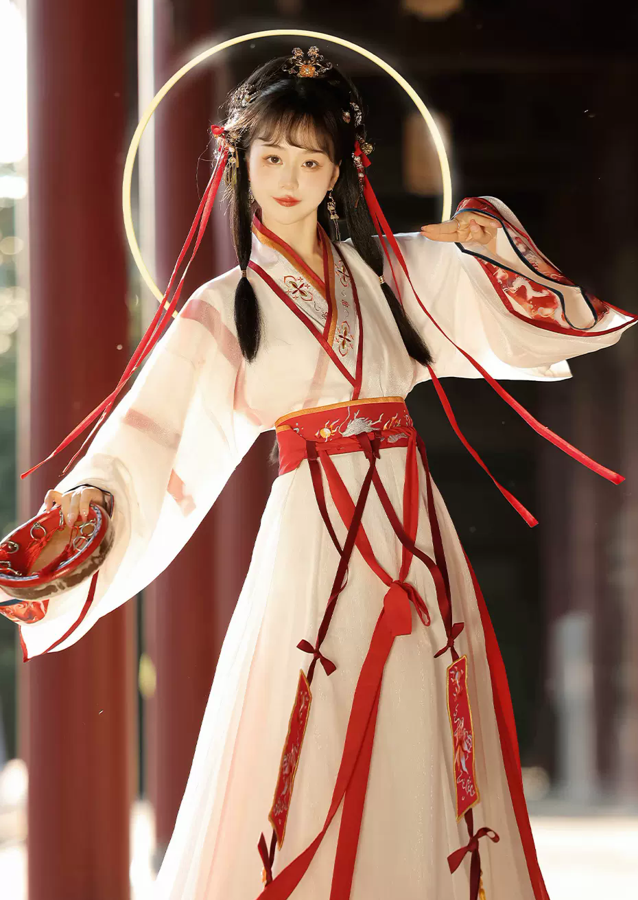 Dragon Leap | 4-Pieces Hanfu Set (鱼跃龙门) – NewMoonDance