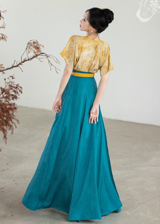 Mulberry Picker | Modern 2-Pieces Set (采桑子) – NewMoonDance