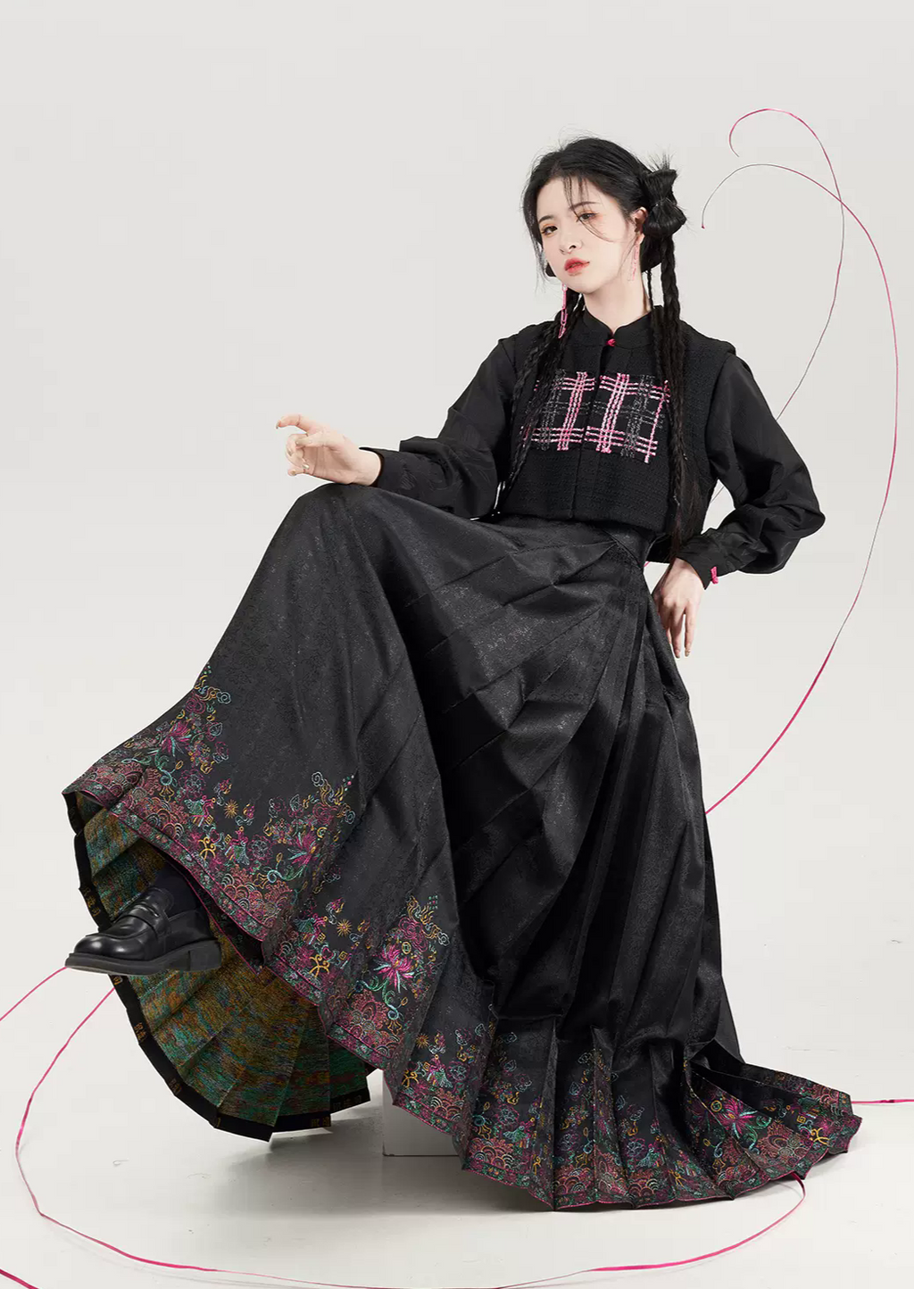Neon | Modern 3-Pieces Ma Mian Skirt Set (霓虹) – NewMoonDance